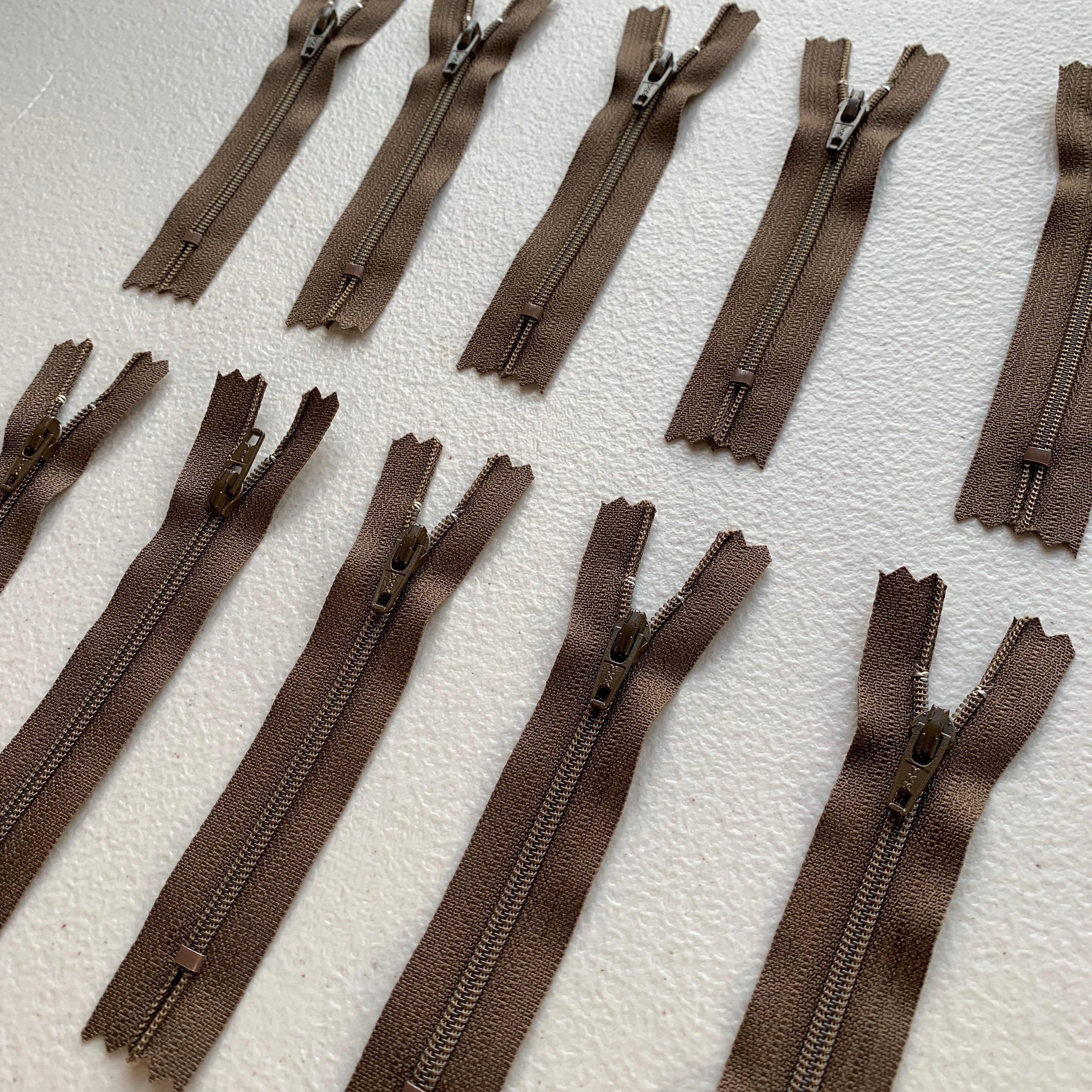 10pc Brown YKK nylon zipper – SullivansTrim