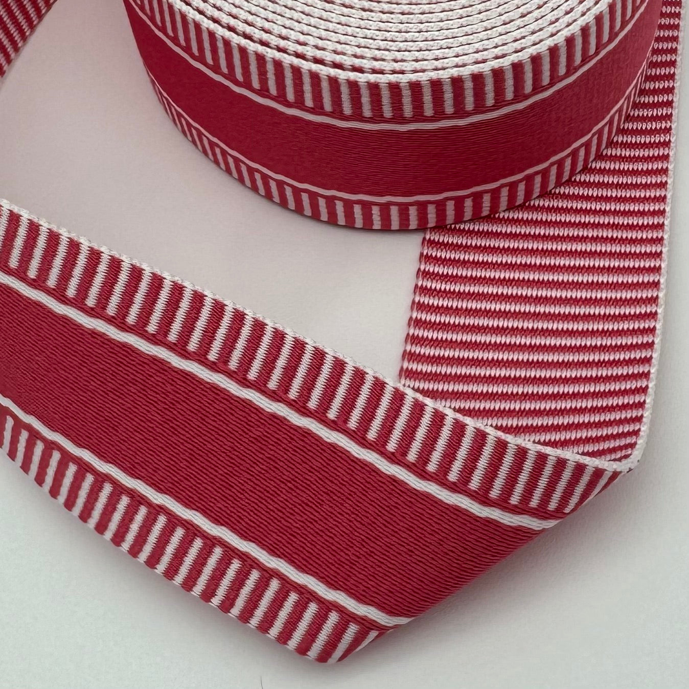 Joe Webbing Bright Pink – SullivansTrim